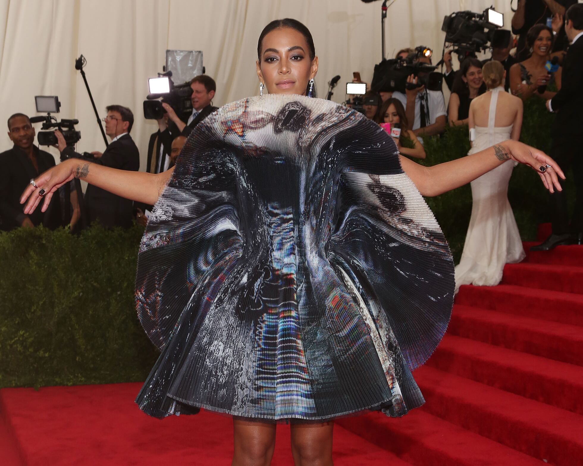 Los vestidos más controvertidos y excéntricos de la gala Met: 15 ...