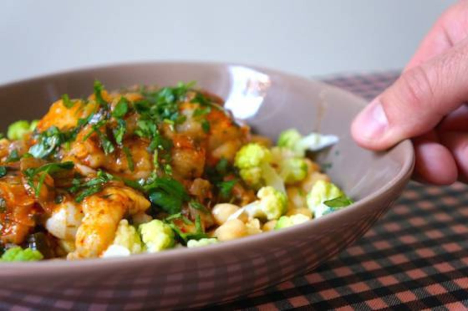 Cómo comprar y cocinar para uno (y no tirar comida en el intento) | El ...