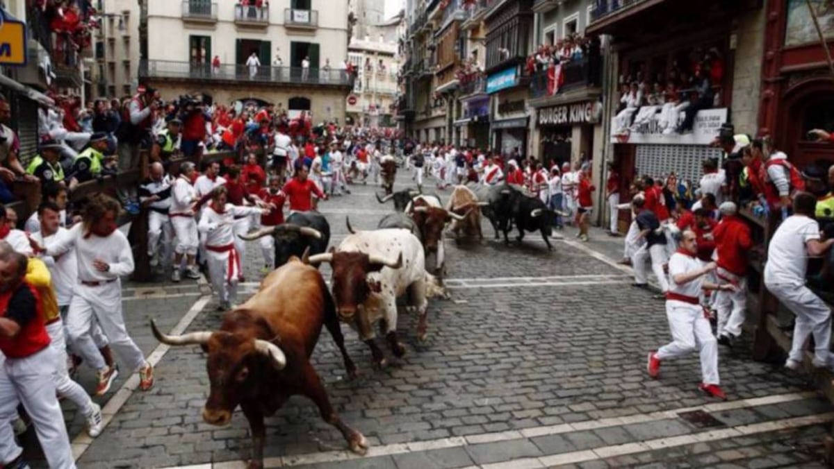 Pamplona running of the bulls: Sanfermines 2017: live coverage of the ...