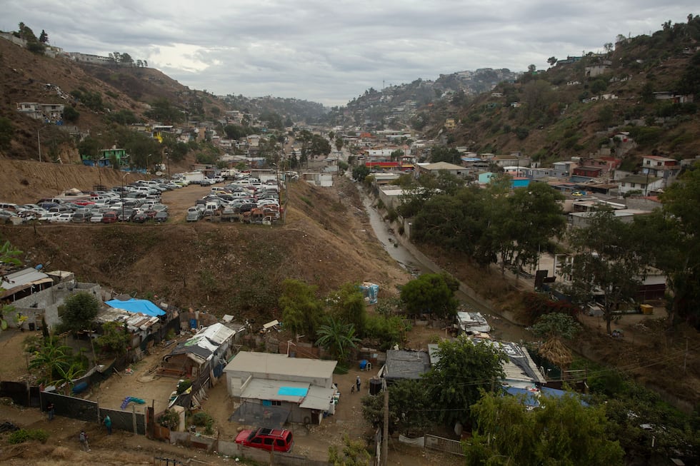 El urbanismo voraz que condena a Tijuana al desastre cuando llueve ...