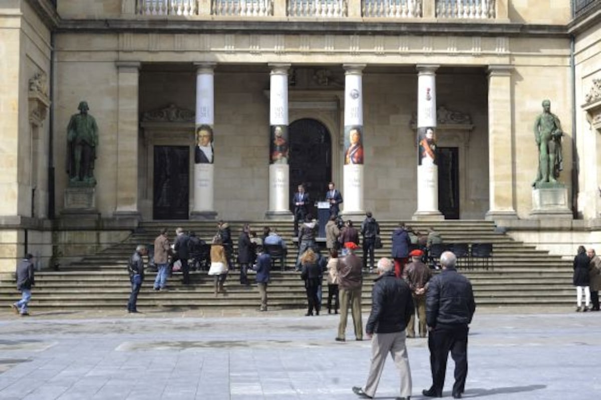 El General Álava volverá a pasear por las calles de Vitoria en junio ...