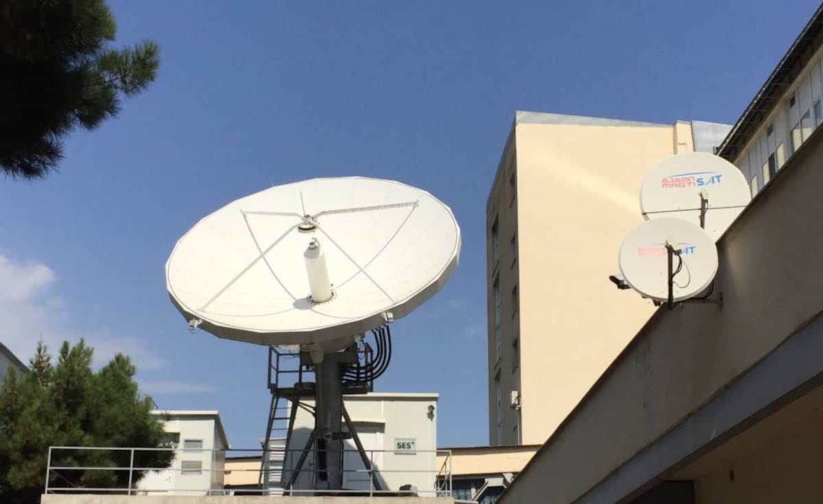 ¿Por qué las antenas parabólicas son parabólicas? | Ciencia | EL PAÍS