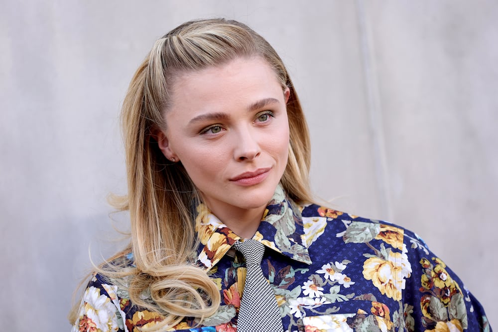 Chloë Grace Moretz habla sobre cómo convertirse en meme paralizó su ...