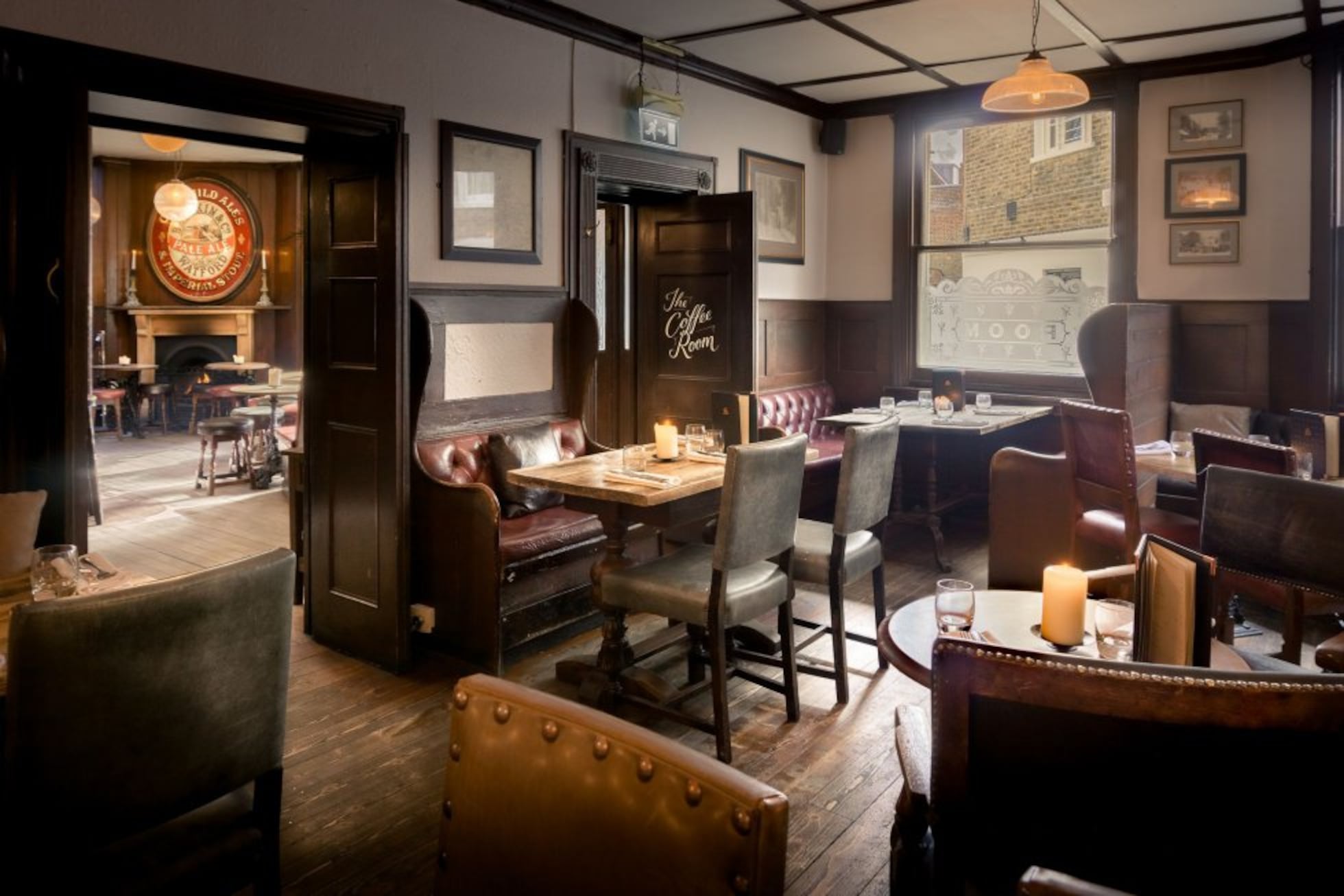 No te líes: estos son cuatro ‘pubs’ auténticos de Londres | Fotos | El ...
