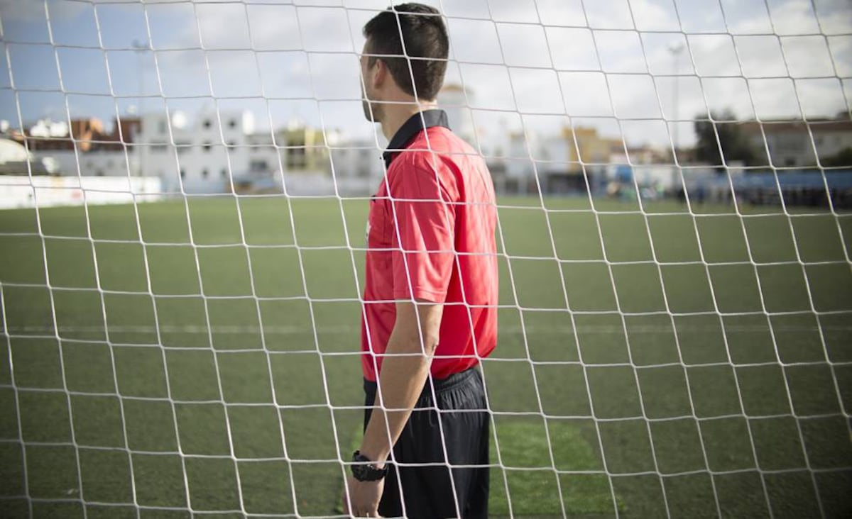 Violence in Spanish soccer: Spain’s soccer referees: “We’re afraid ...