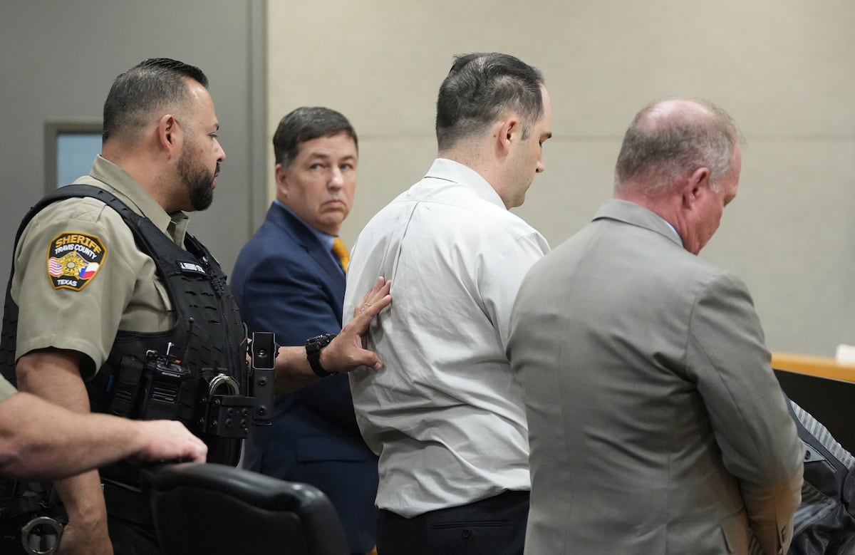 Texas Governor Greg Abbott’s fast-track pardon of Army sergeant who ...