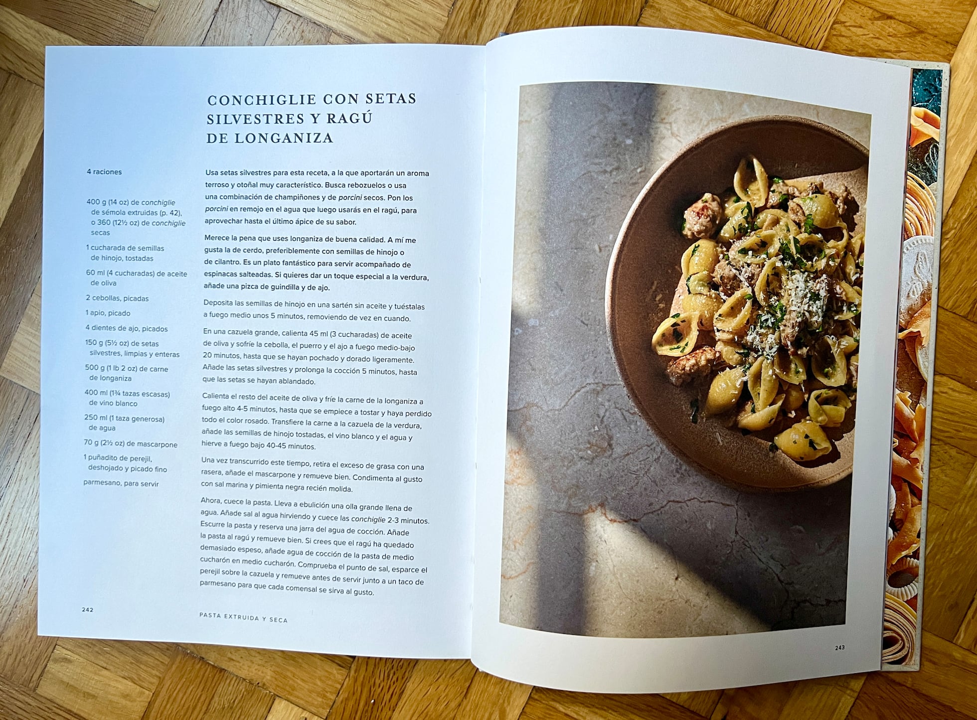 Doce libros sobre comida para regalar en 2023 | El Comidista ...