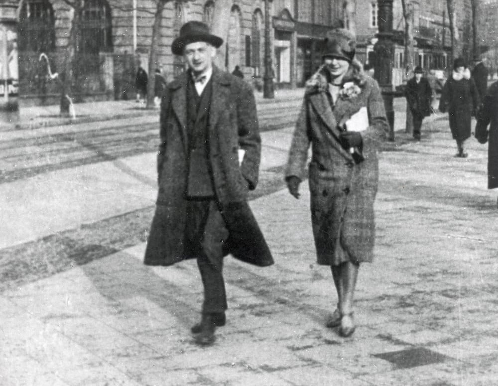 Six reasons why we love Joseph Roth | Culture | EL PAÍS English