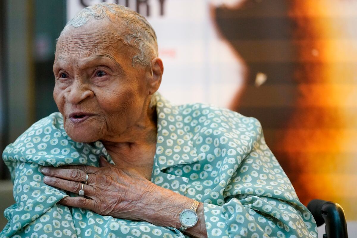 Viola Ford Fletcher, oldest living Tulsa Race Massacre victim ...