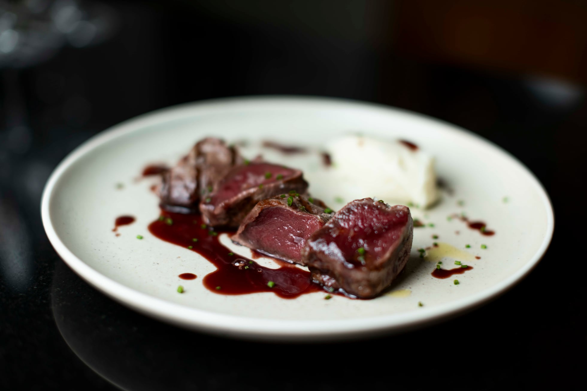 Vinoteca Moratín: El ‘bistró' con más encanto de Madrid: carta breve ...