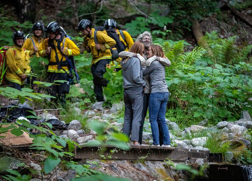 Un galón de agua al día: así sobrevivió un hombre que estuvo perdido en ...