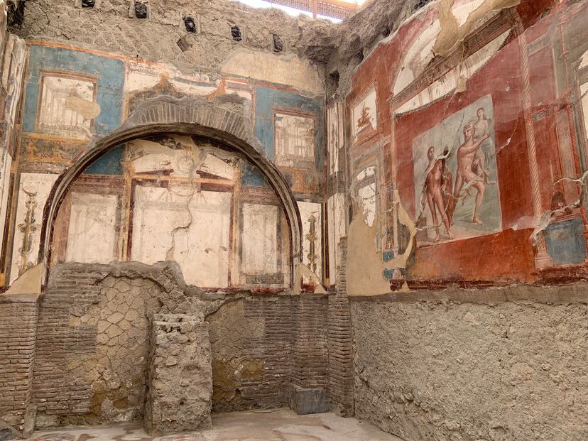 Herculaneum, the Roman city destroyed by Vesuvius that still hides its ...