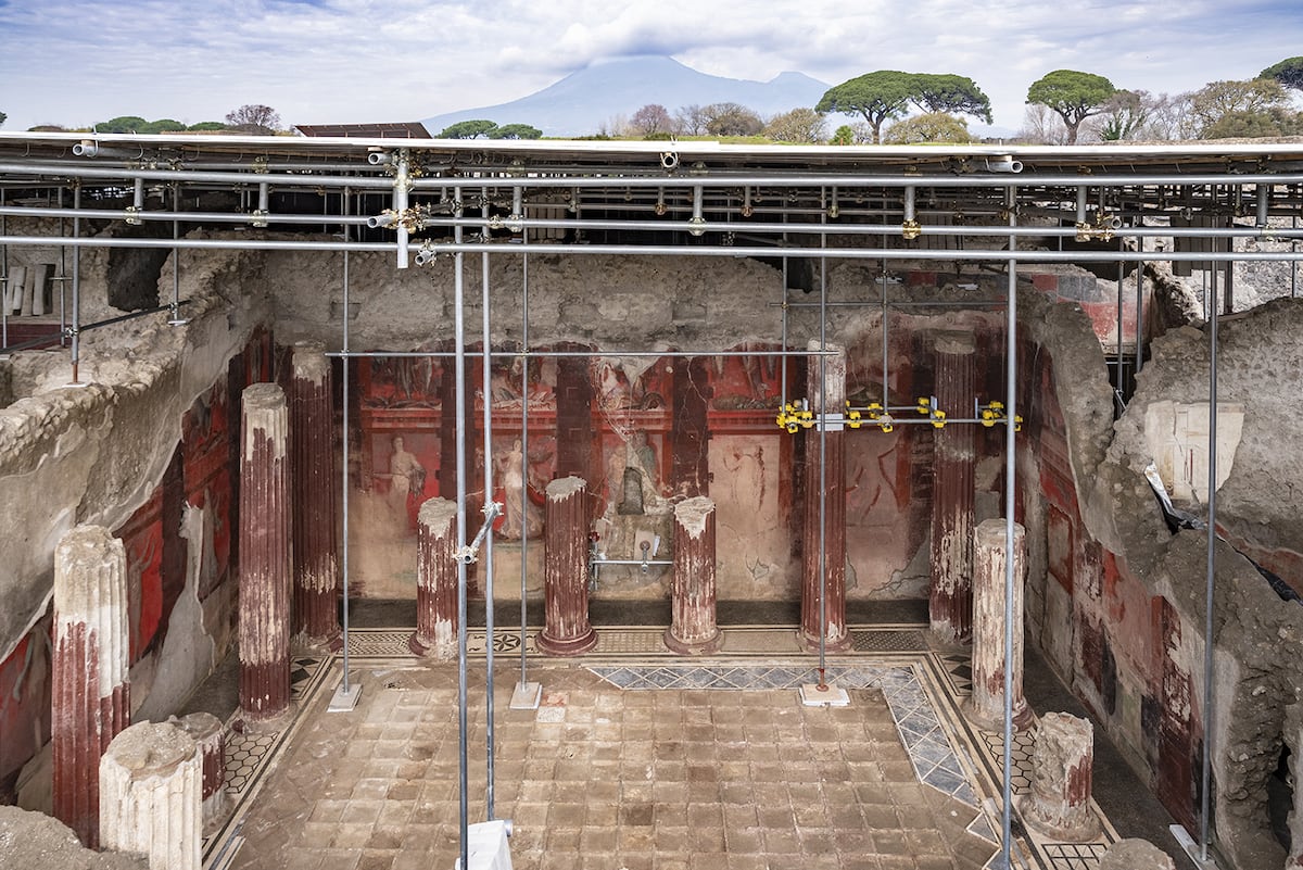 Descubren en Pompeya un extraordinario fresco dedicado al enigmático ...
