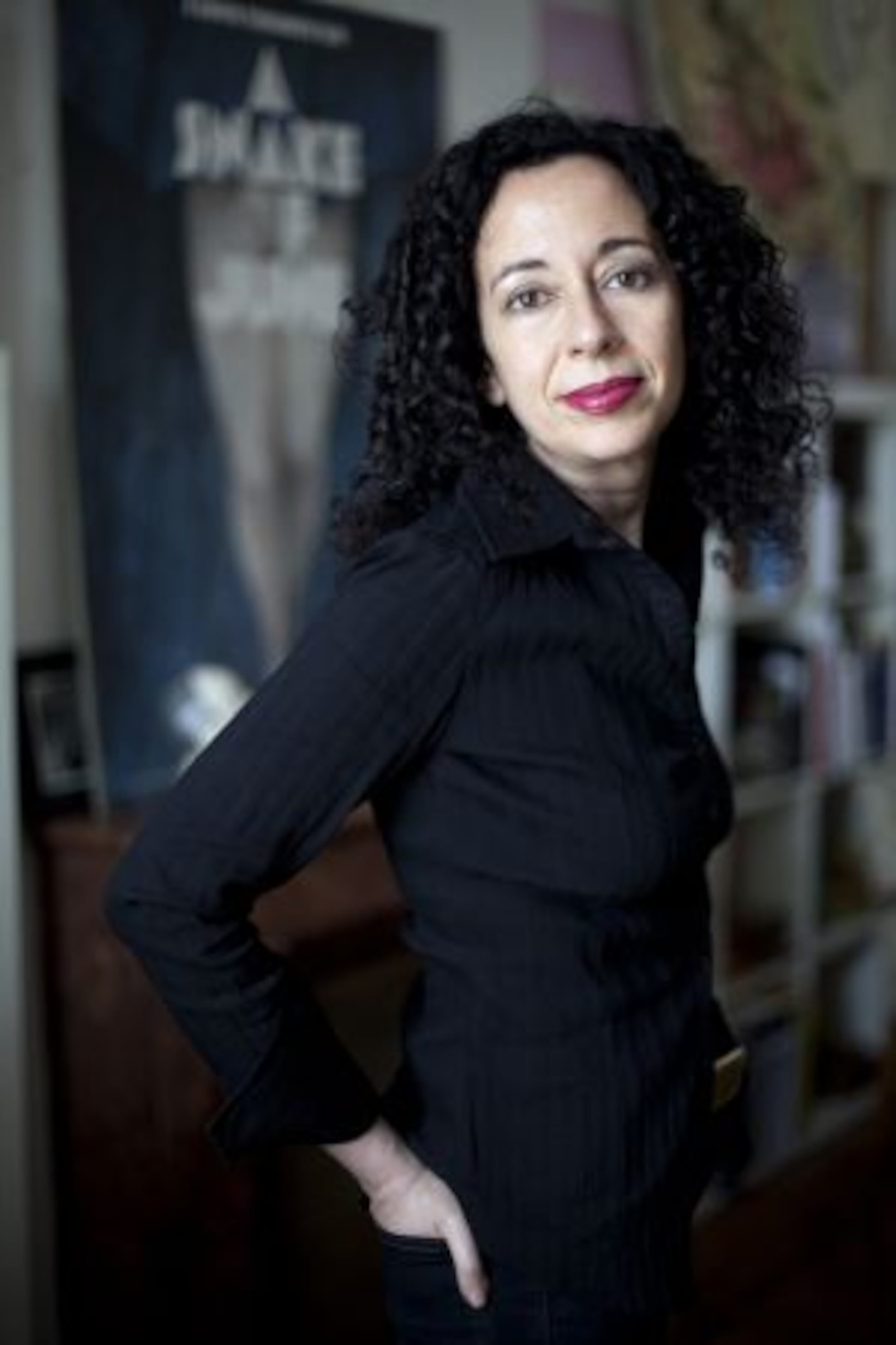 La línea de los miedos y los amores que une los mundos de Ana Juan ...