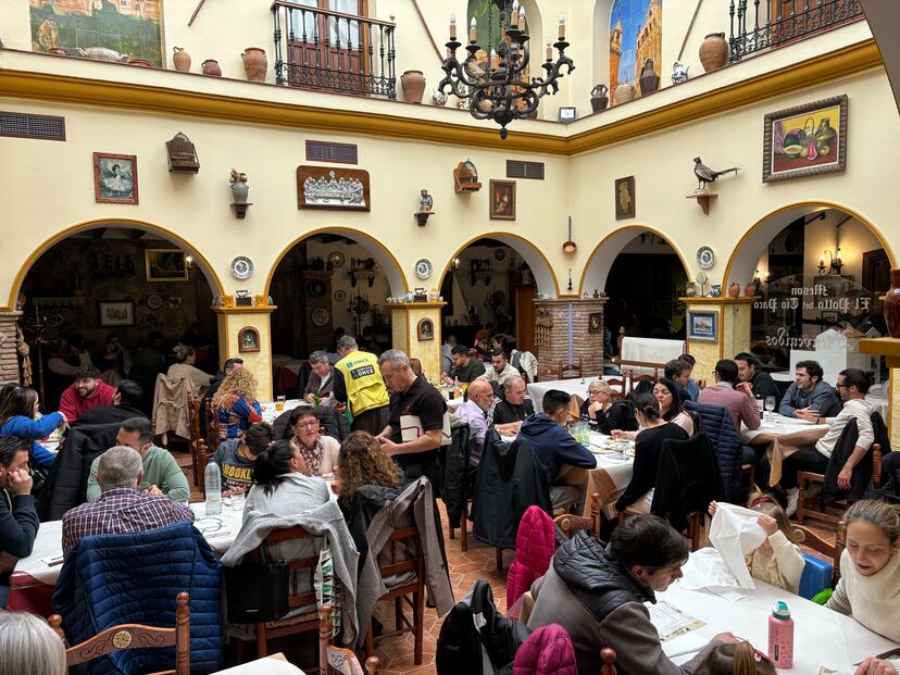 Mesón El Pollo del Tío Paco: un templo del mejor pollo asado escondido ...