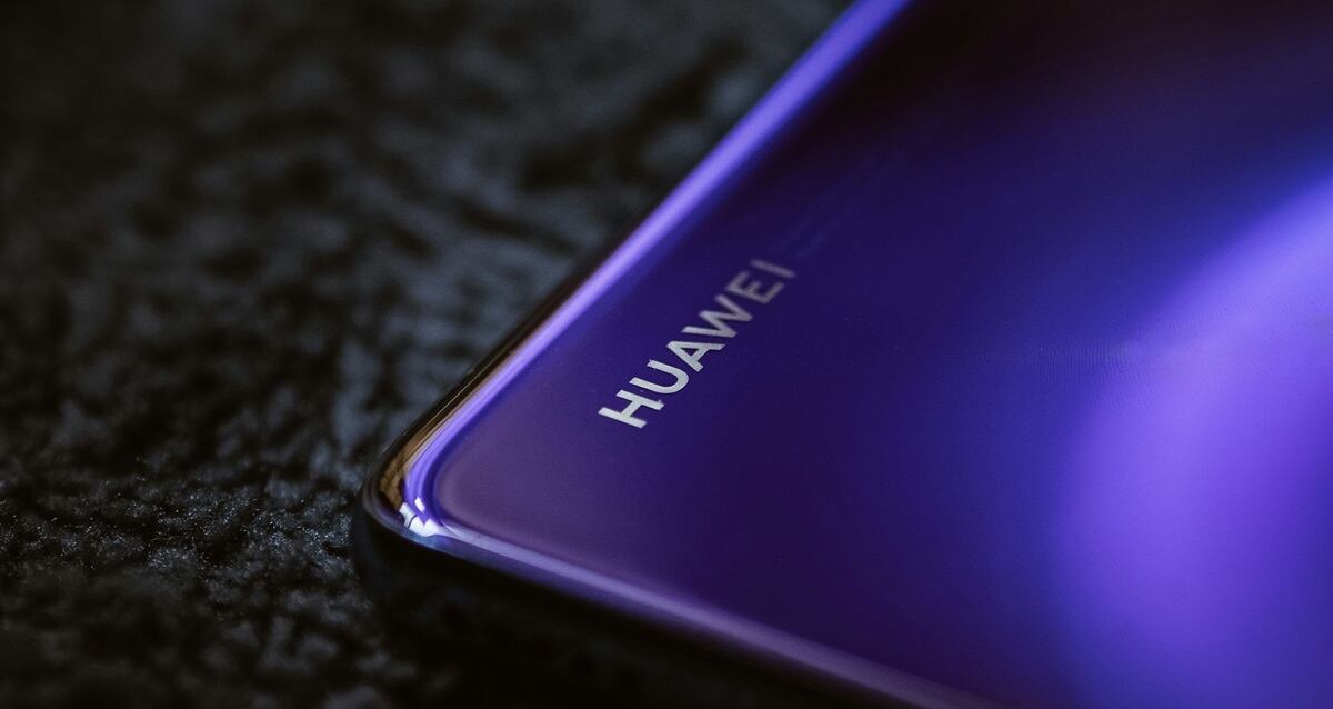 Huawei presentará el primer teléfono con triple pantalla plegable muy ...