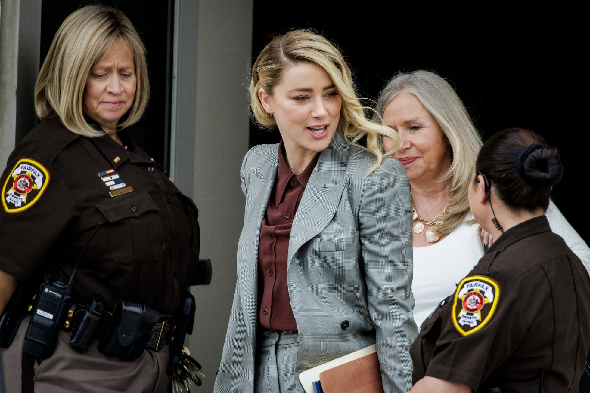 Amber Heard revela que ha sido madre de mellizos: “Mi familia soñada ...