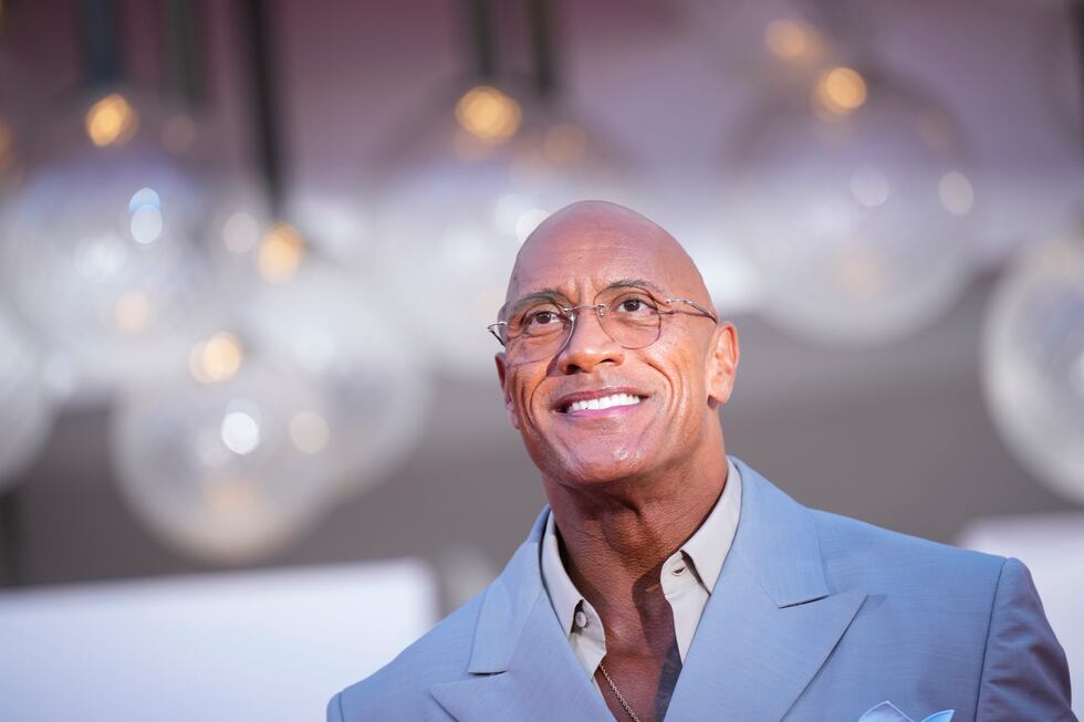 Dwayne Johnson ‘La Roca’ regresa al cuadrilátero y pelea por ...