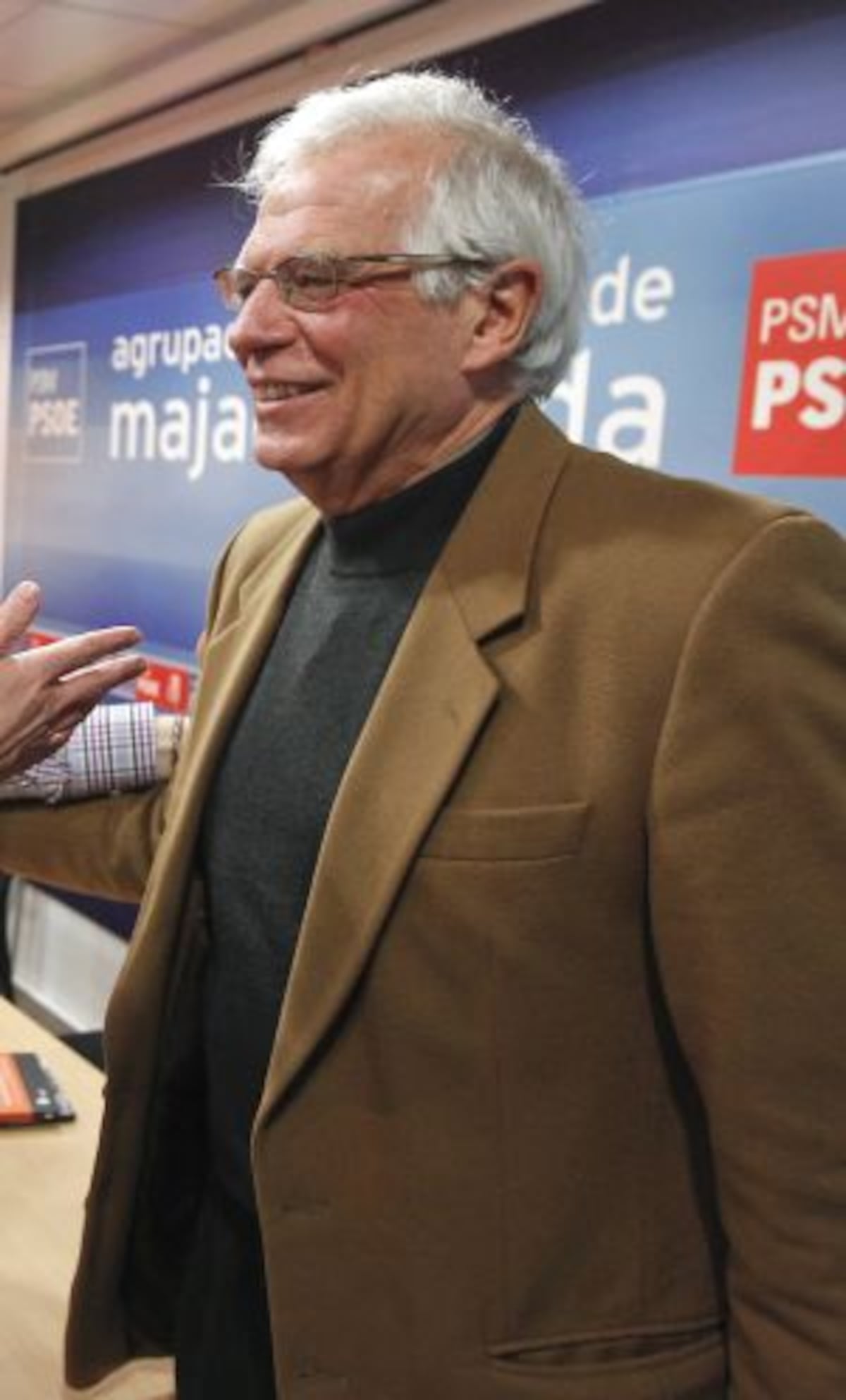 Borrell se ofrece a dejar su cargo en el Instituto Universitario ...