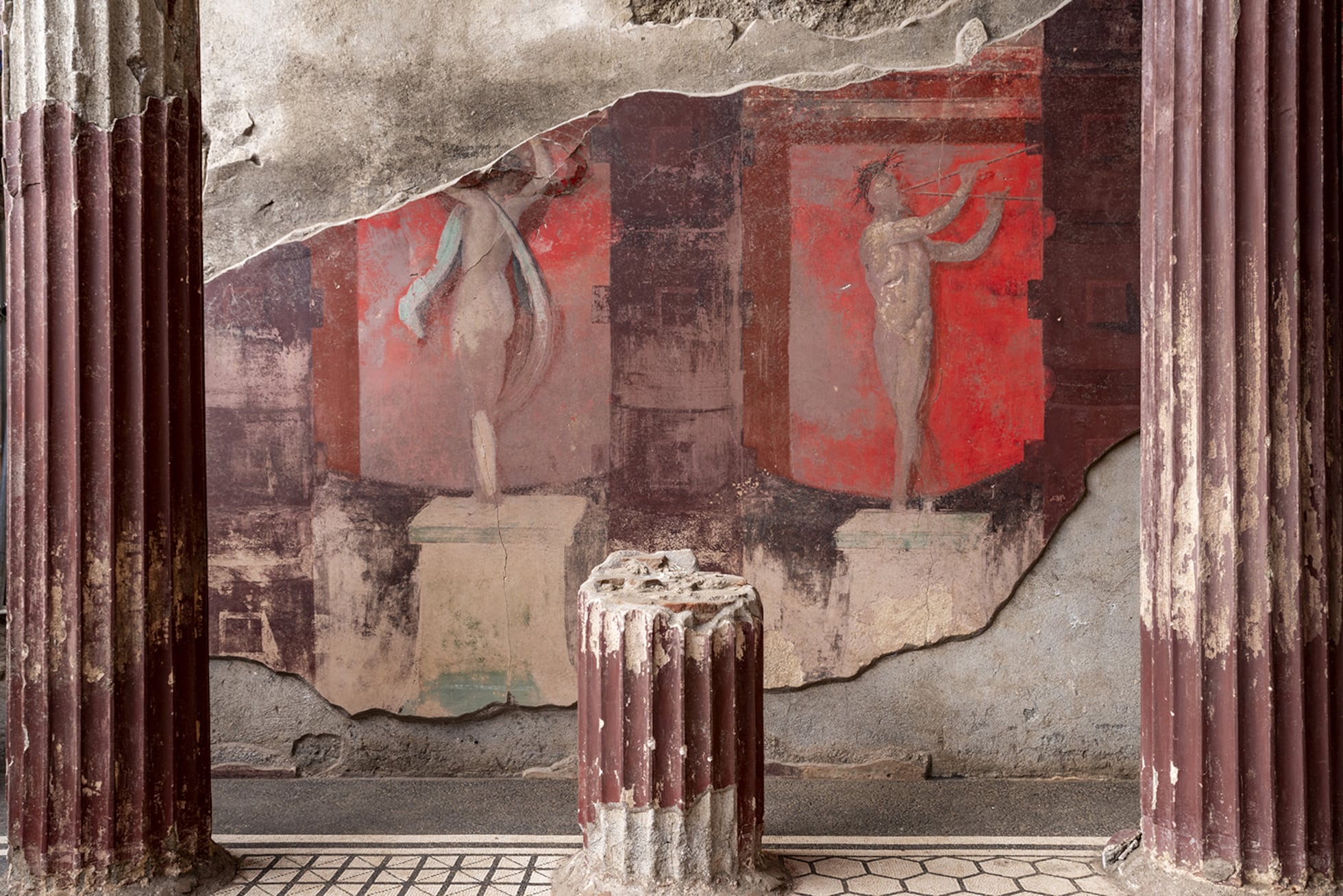 Descubren en Pompeya un extraordinario fresco dedicado al enigmático ...