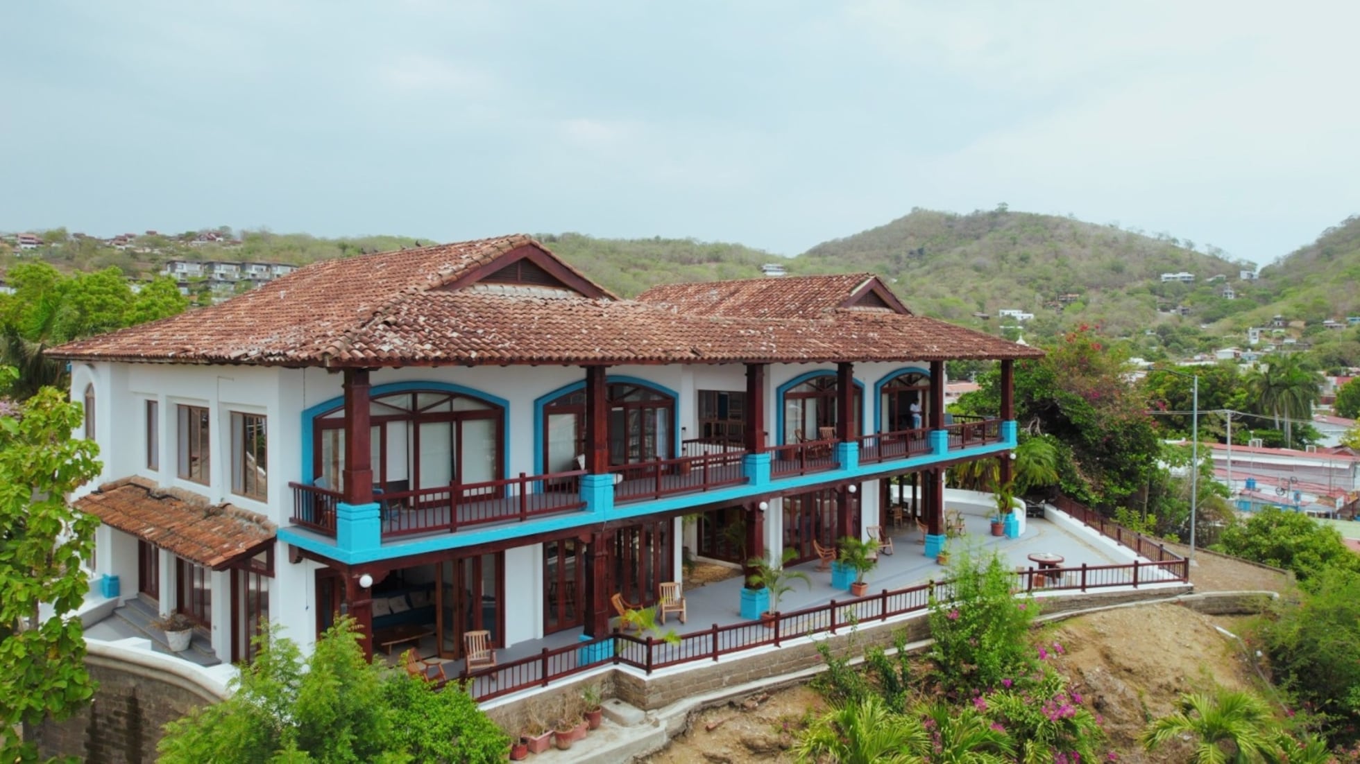 Daniel Ortega confisca la casa de verano de Violeta Chamorro e inaugura ...