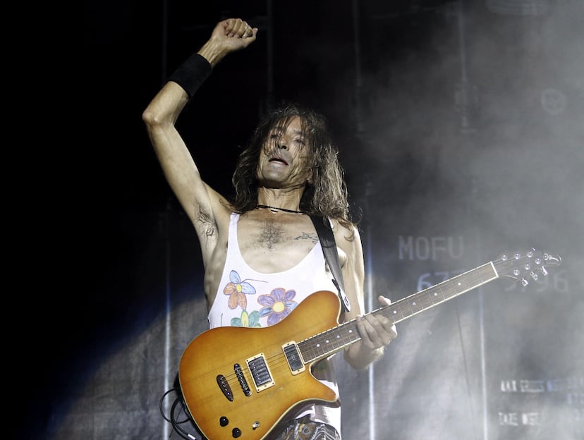 La vida del músico Robe Iniesta, en imágenes | Fotos | Cultura | EL PAÍS