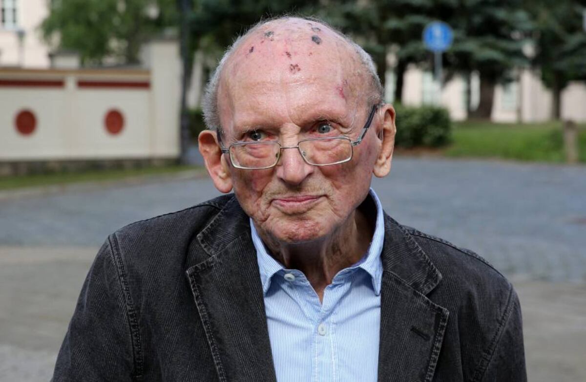 Muere Hermann Kant, escritor de éxito en la Alemania Democrática ...