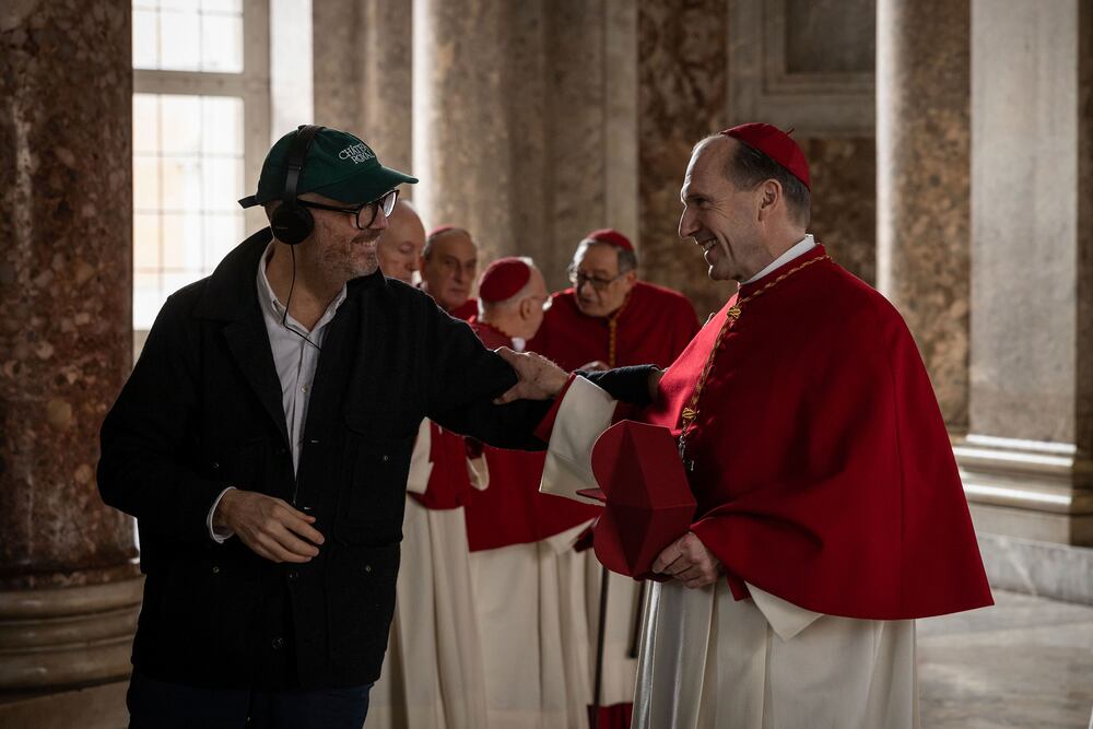 De qué va y dónde ver ‘Cónclave’, la película que muestra cómo podría ...