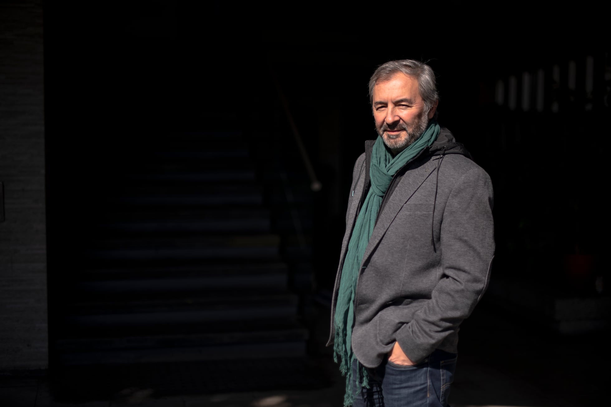 Marcelo Simonetti, escritor: “En Chile nos relacionamos con el migrante ...