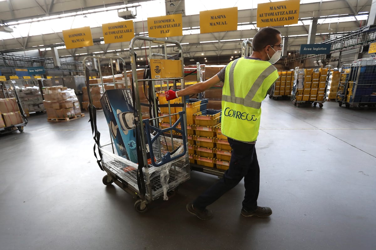 Más de 84.000 personas aplicarán este domingo a los 7.757 puestos fijos de Correos | Empresas ...