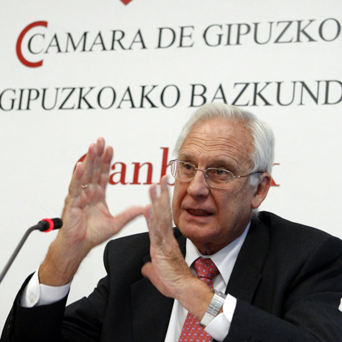 Rueda de prensa de José María Echarri | Noticias del País Vasco | EL PAÍS