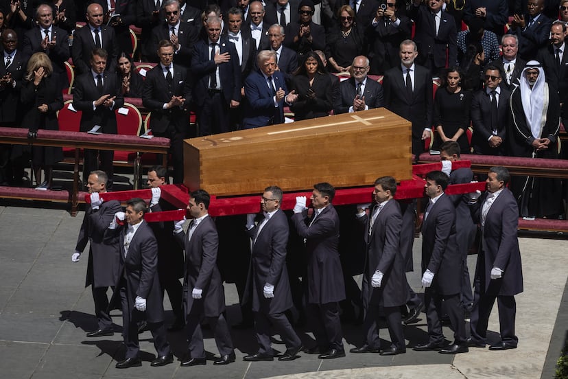 World leaders and faithful bid farewell to Pope Francis as the Church prepares to choose his ...