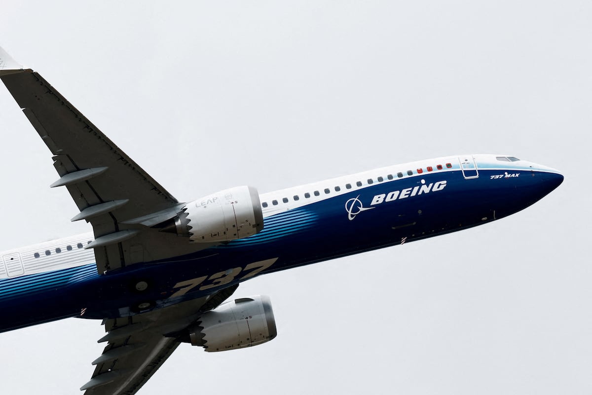 Boeing faces new questions about the 737 Max after a plane suffers a gaping hole in its side | U ...