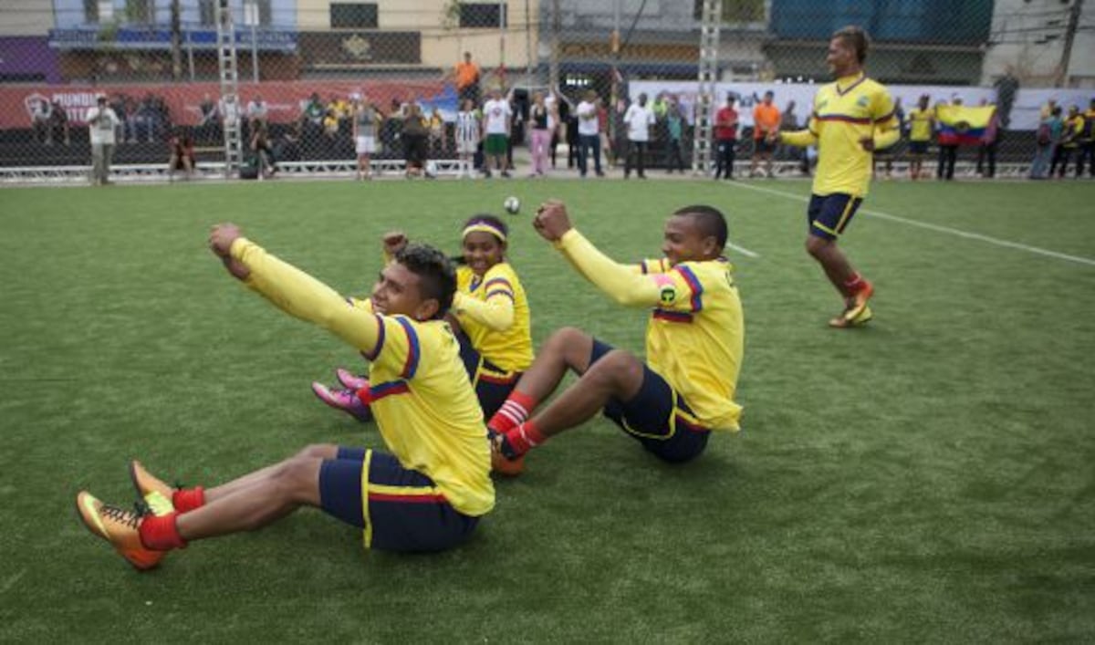 São Paulo recebe a primeira Copa do Mundo de futebol de rua | Esportes ...