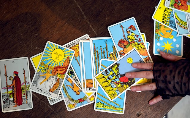 ¿Puede el método científico estar relacionado con la baraja del Tarot ...