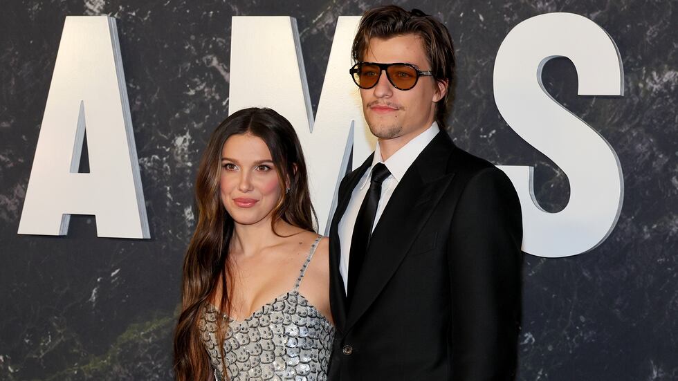 Millie Bobby Brown y Jake Bongiovi se han casado en secreto | Gente ...