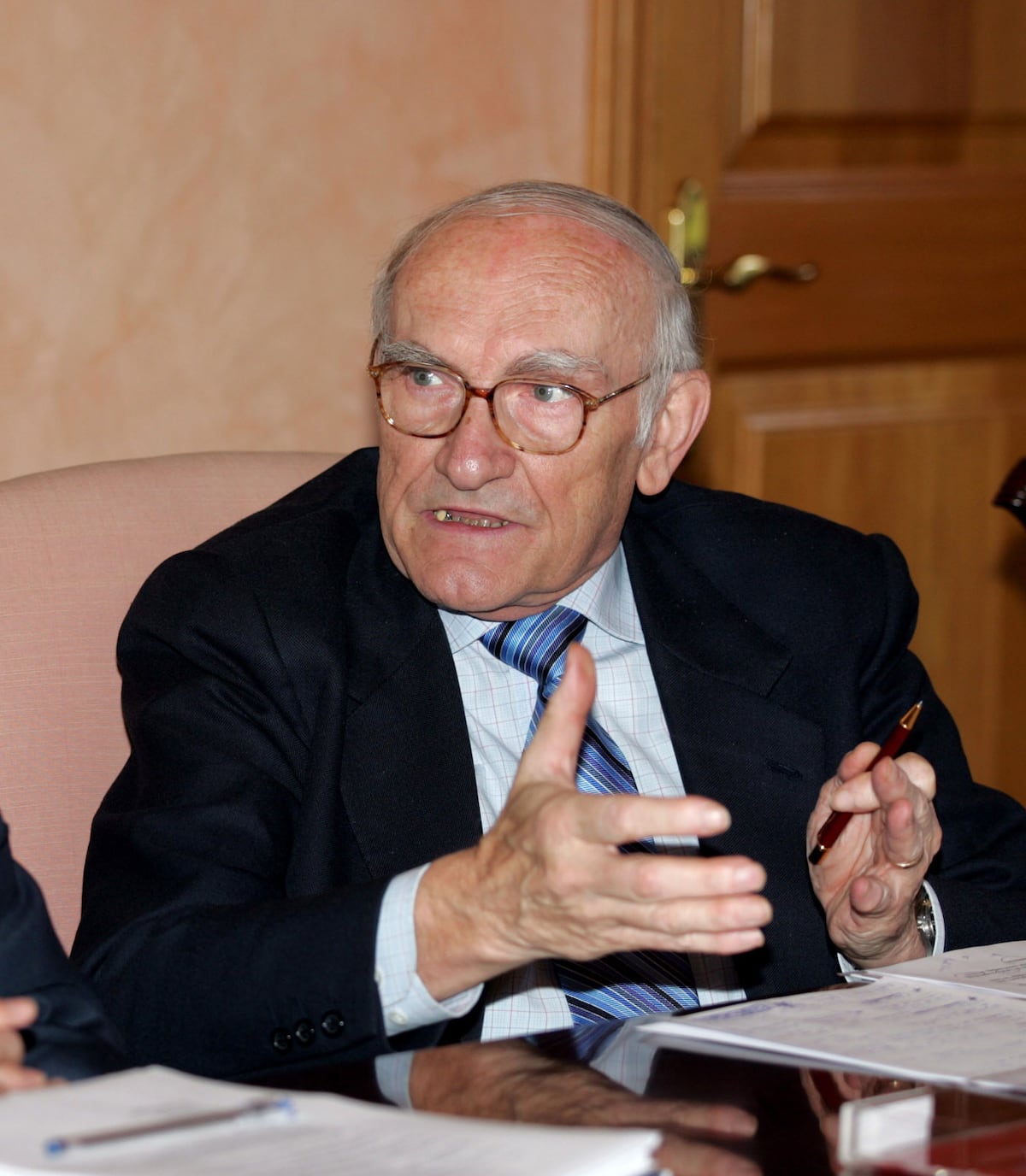 Muere a los 91 años Gabriel Ferraté, rector de la Universitat ...