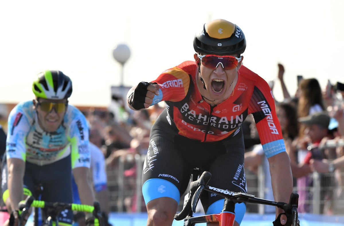 Como estaba escrito, sprint en el Giro de Italia, y victoria de ...