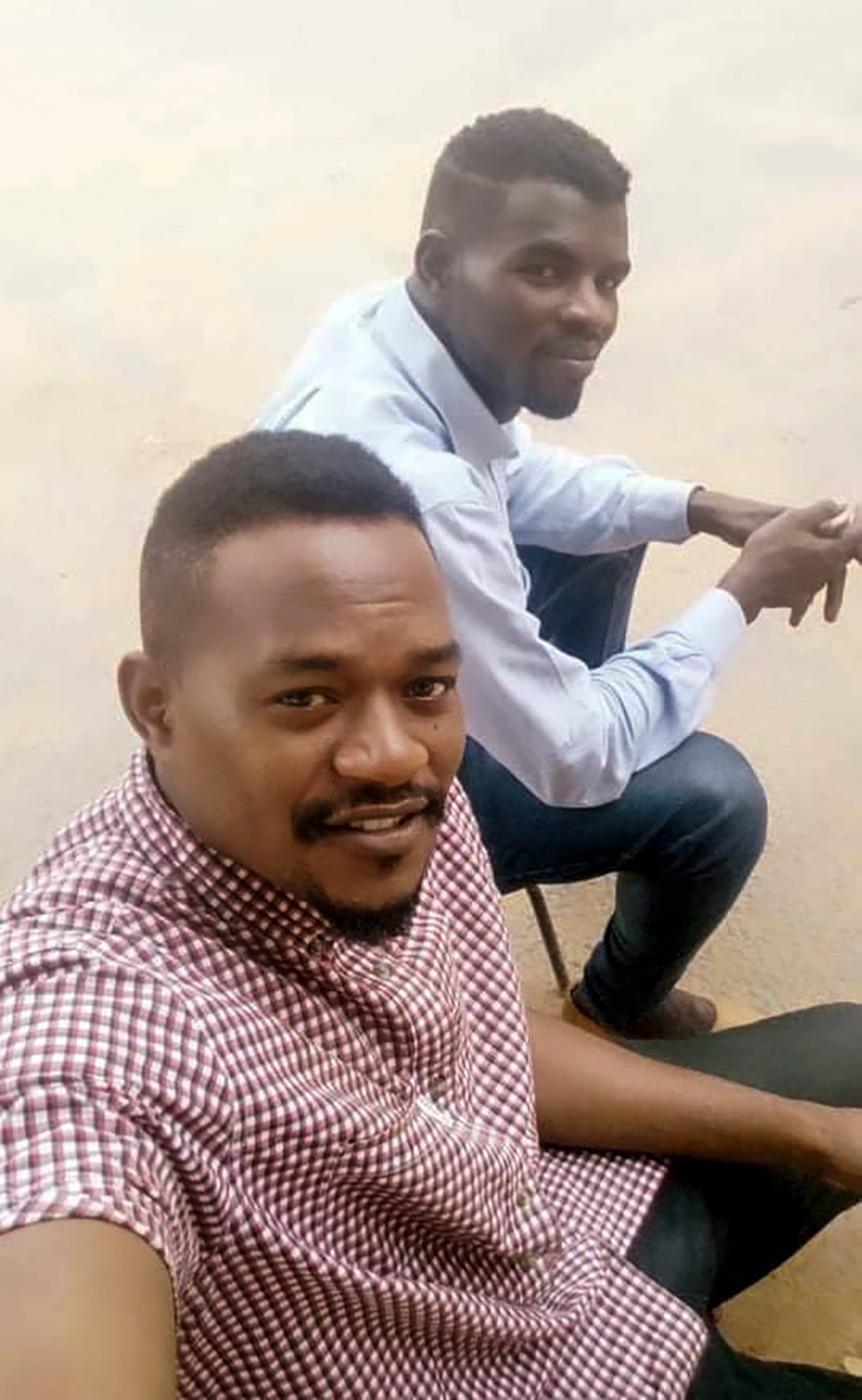 La amistad de Issa y Bashir cruza la valla de Melilla | España | EL PAÍS