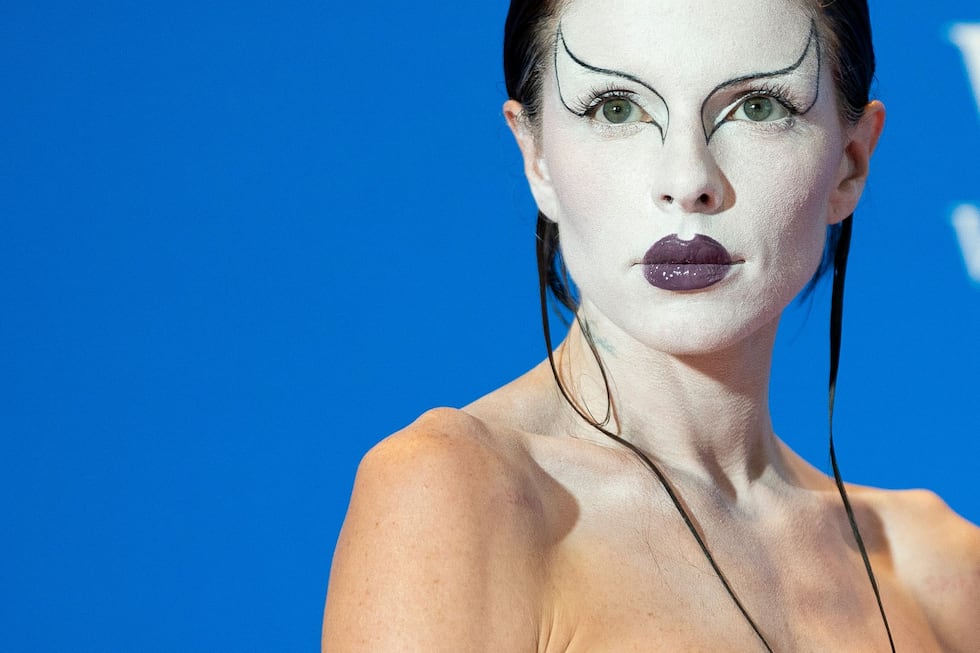 Cyborg chic: Welcome to the era of transhuman beauty | Technology | EL ...