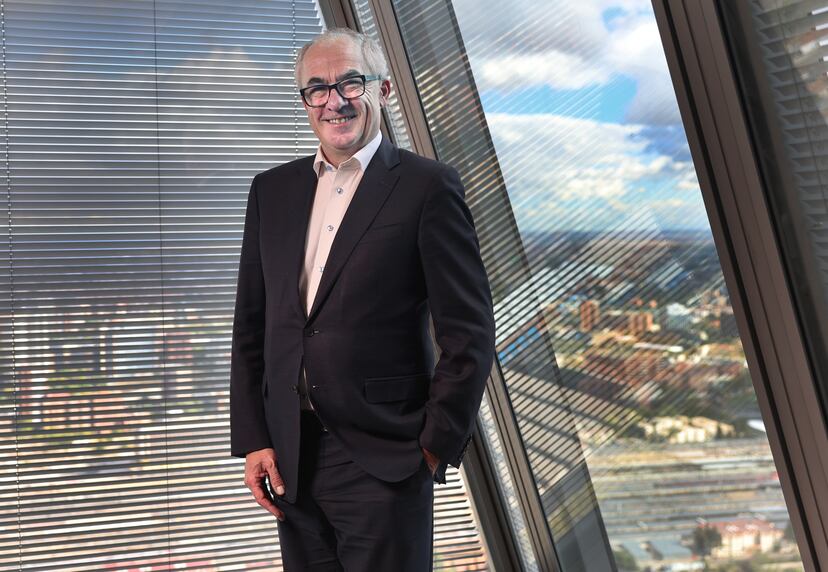 El británico Mark Thomson, nuevo director general del CERN | Ciencia ...