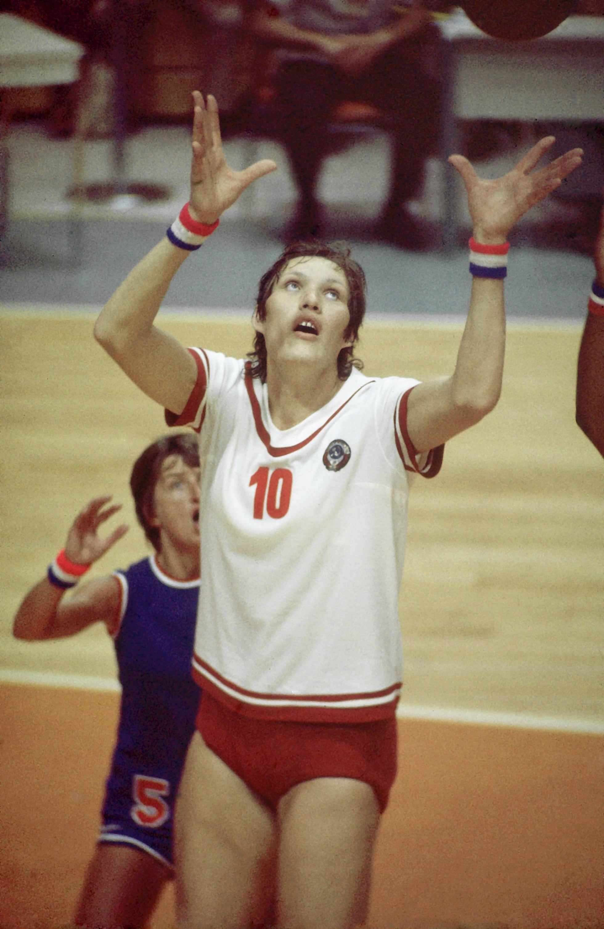 Muere Uliana Semenova, la gigante amable que dominó el baloncesto ...