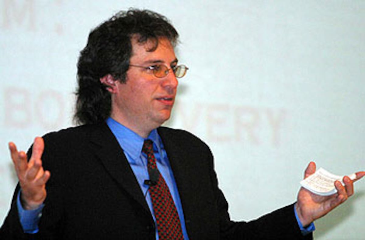 Pioneering hacker Kevin Mitnick, FBI-wanted felon turned security guru ...