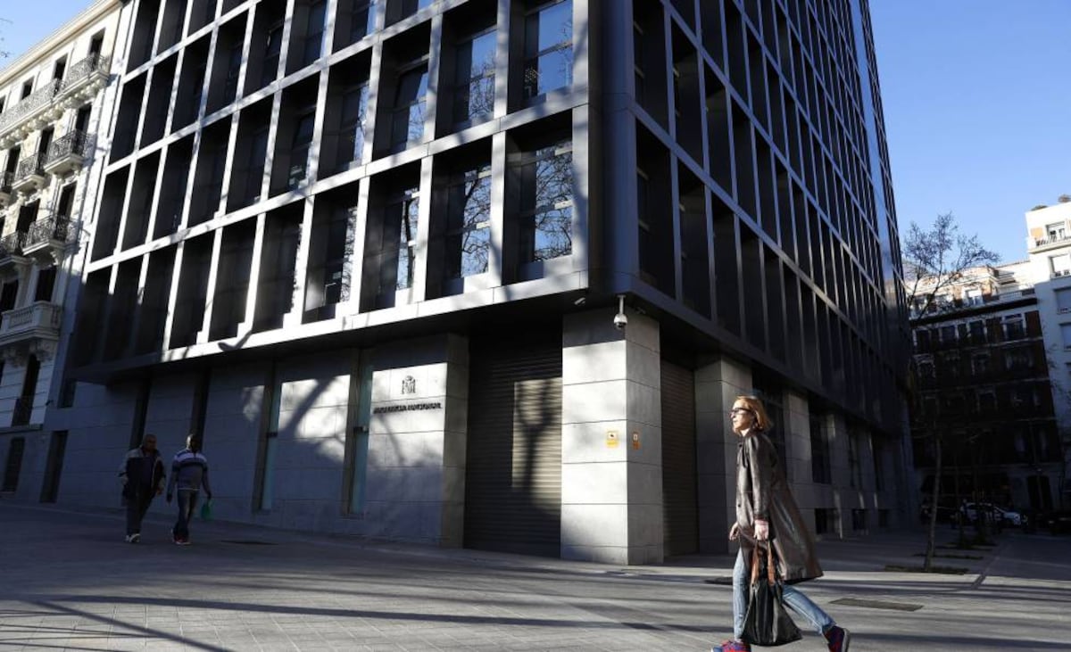 El ‘caso Defex’ llega a juicio: la historia del saqueo y hundimiento de ...