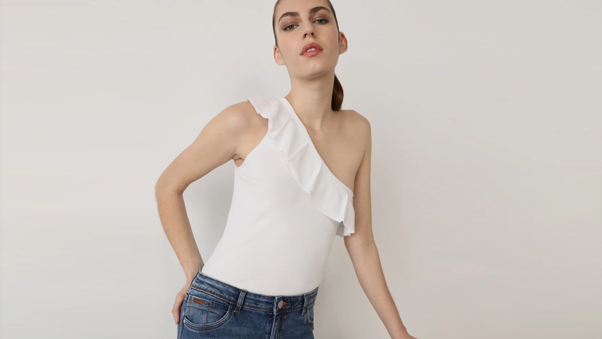 8 tops asimétricos de colores básicos para llevar todo el verano ...