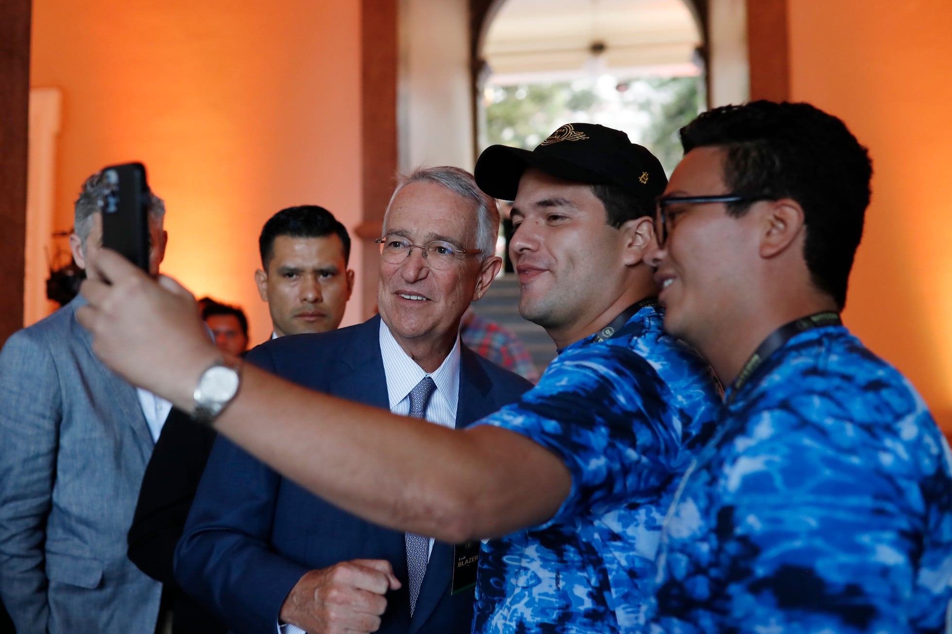 Latin America’s far-right networks: Digital newspapers, bots and fake ...