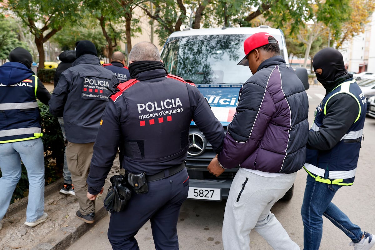 Detenido un líder histórico de los Trinitarios en Barcelona en un gran ...