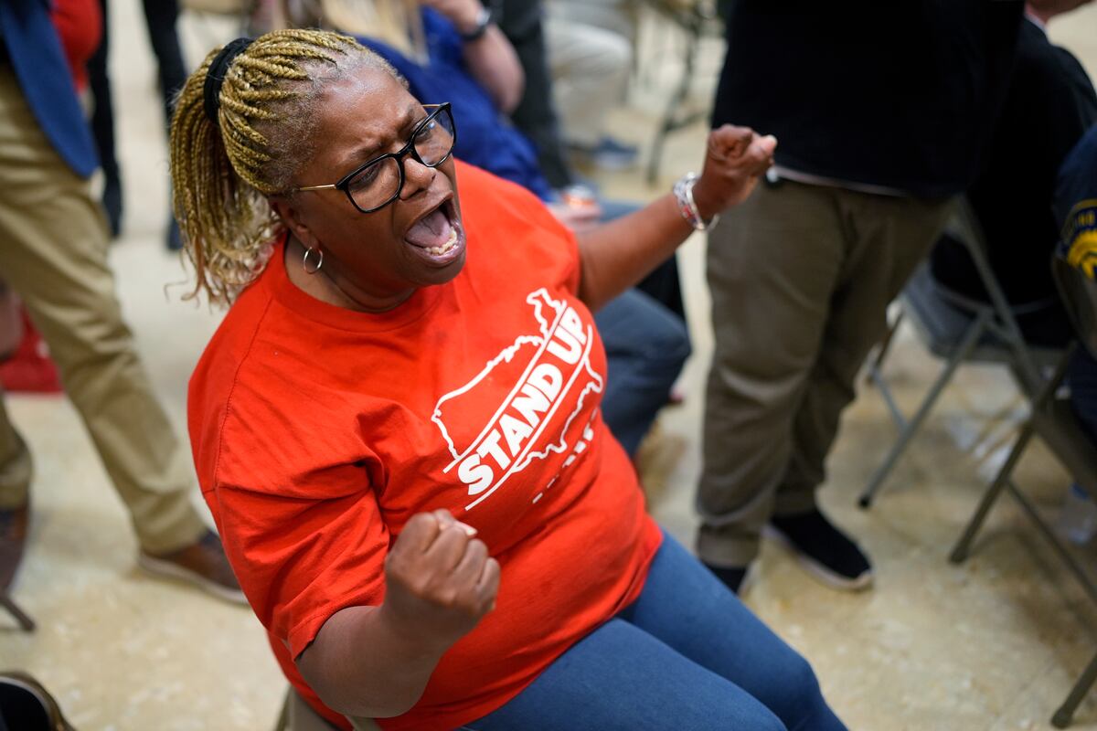 Tennessee Volkswagen employees overwhelmingly vote to join United Auto ...