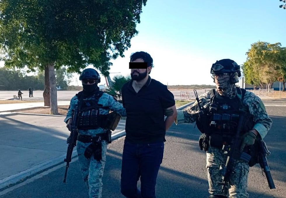 México extradita a Estados Unidos a otros 26 narcos bajo la promesa de ...