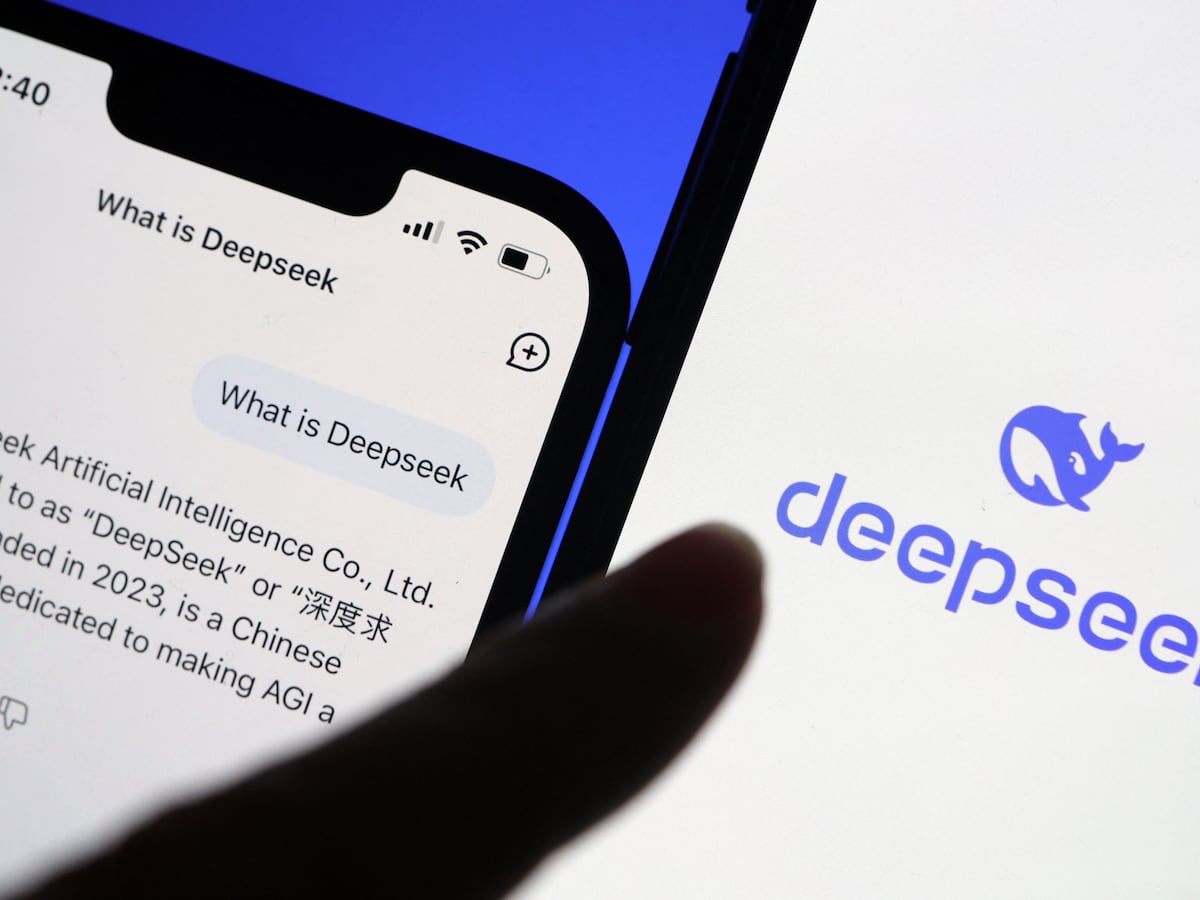 Más vale que borres la app de DeepSeek en tu iPhone: no es nada segura ...